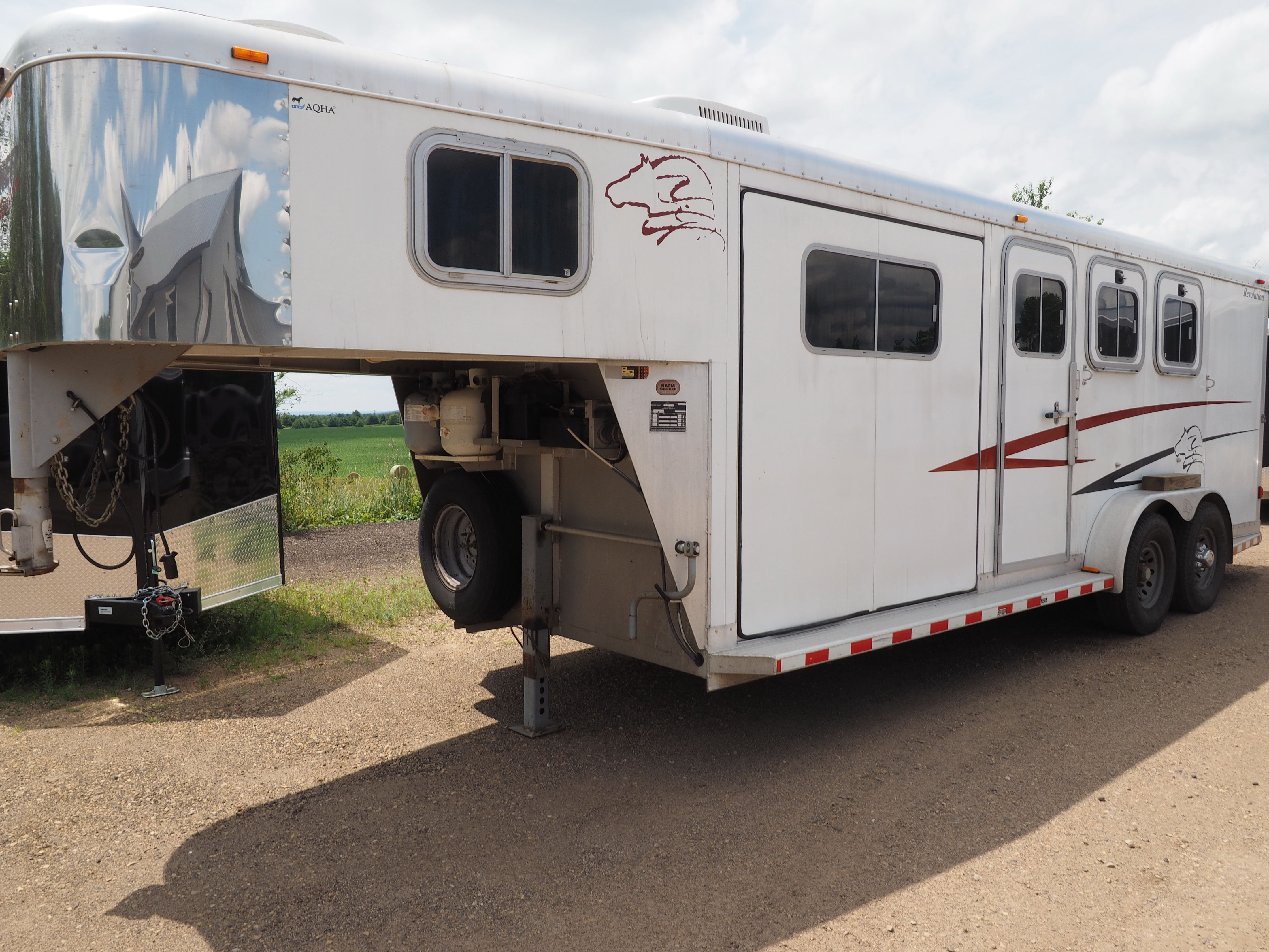 Buy & Sell New & Used Trailers Sooner 3 Horse Slant w/Slide Out Living ...